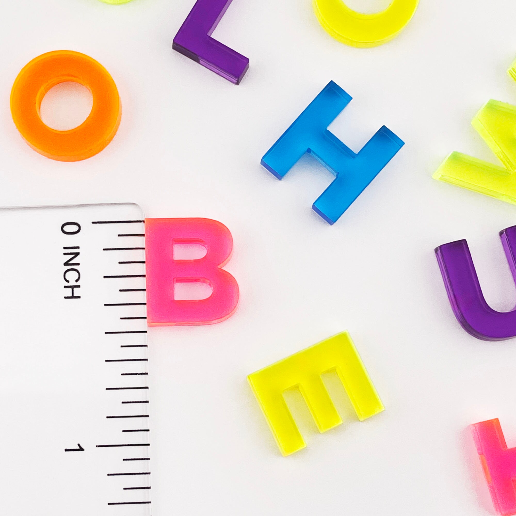 100 Small Acrylic Letters - Half Inch - Quarter Inch - Transparent ...