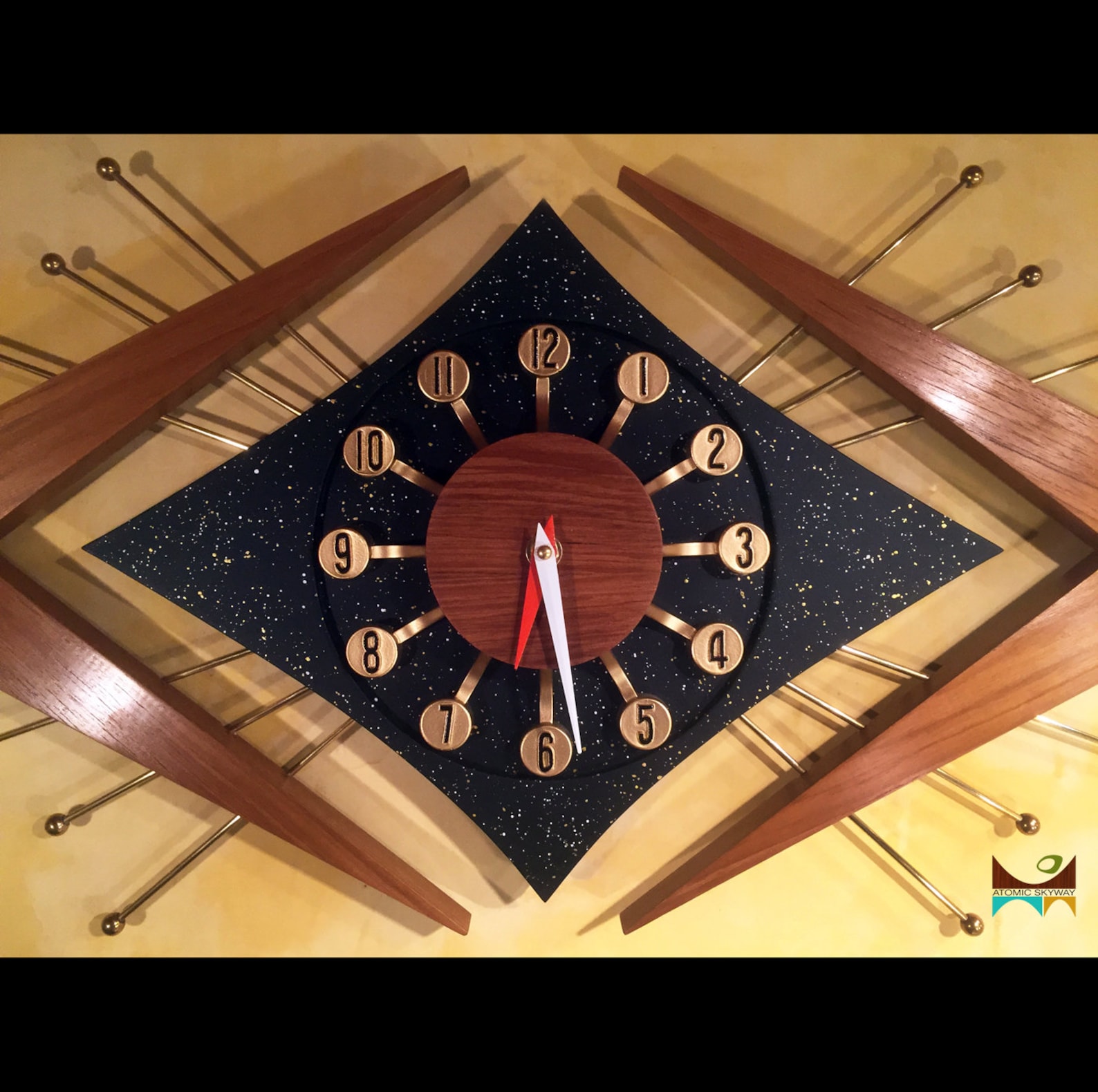 Mid Century Modern 1959 Clock | Etsy