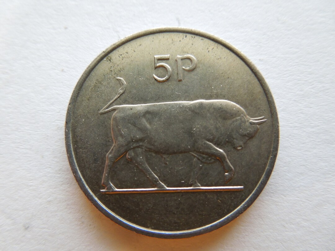 Irish 5 Pence Bull Coins, Decimal, Large and Small Sizes, Eire ...