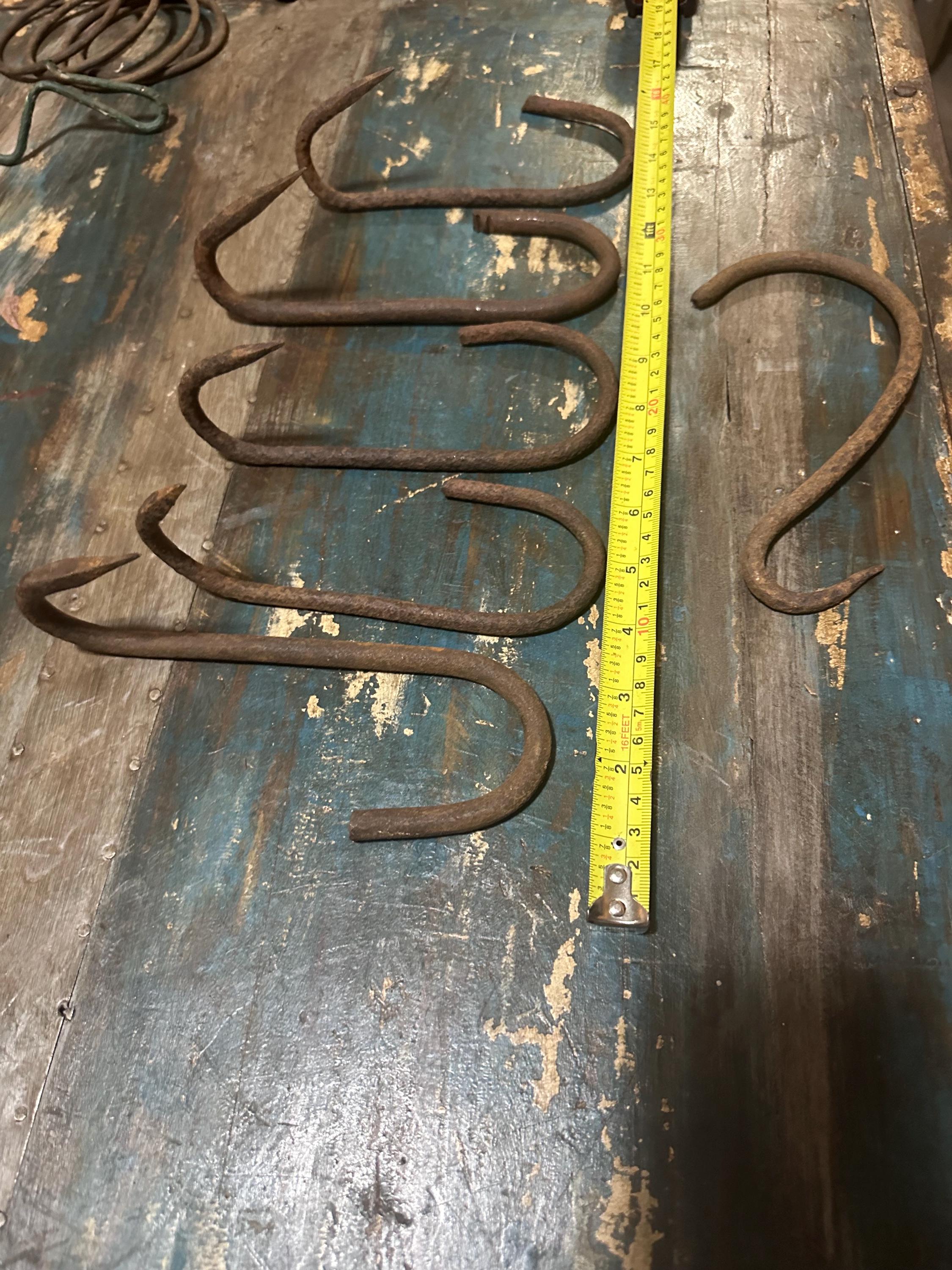 6 Rusty Old Hooks 5 Big Ole’ Bucket Hooks and 1 Big S Hook - Etsy