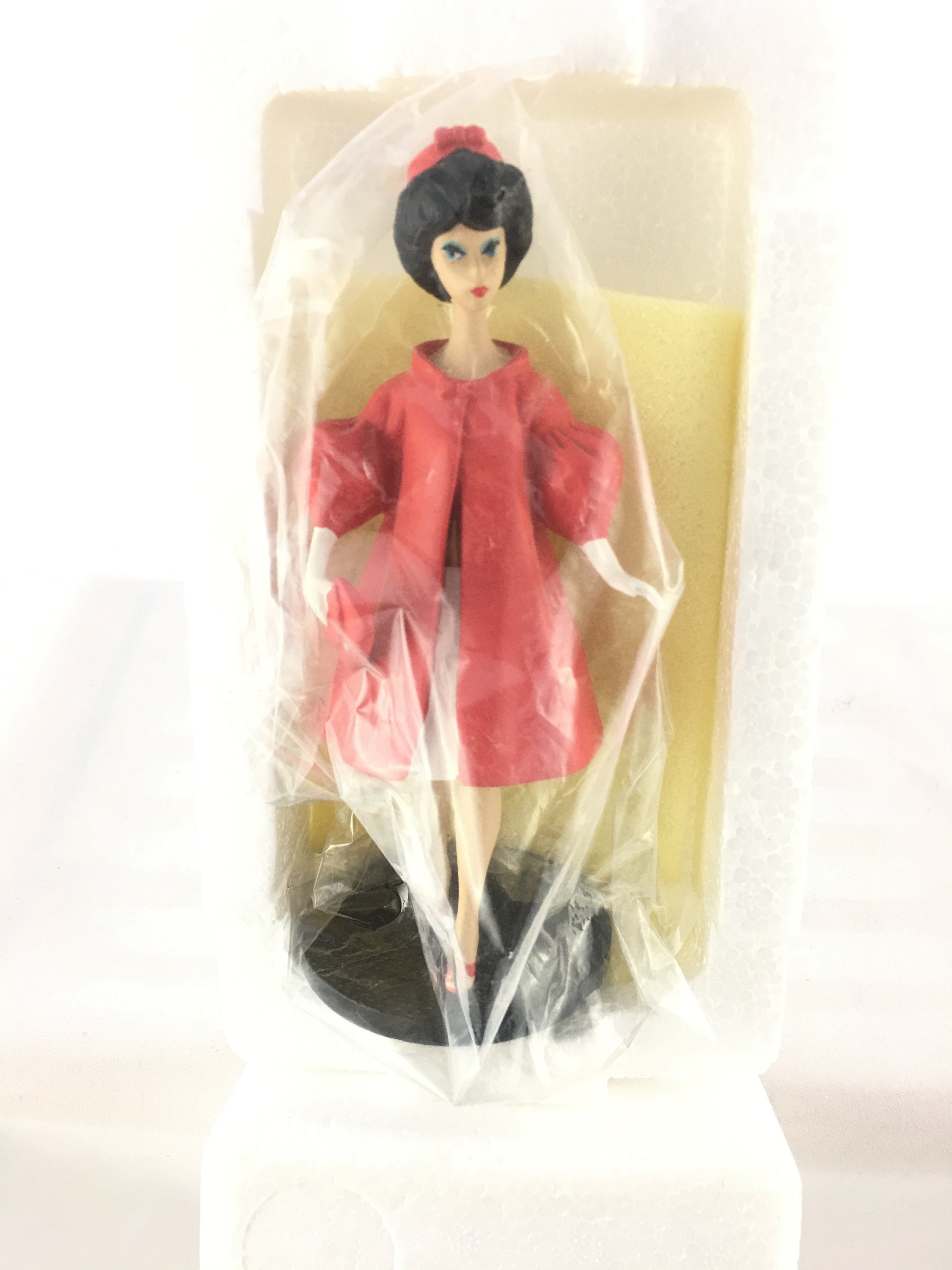 Barbie Red Flare Figurine |1959 Replica Outfit | Enesco | 1992 ...