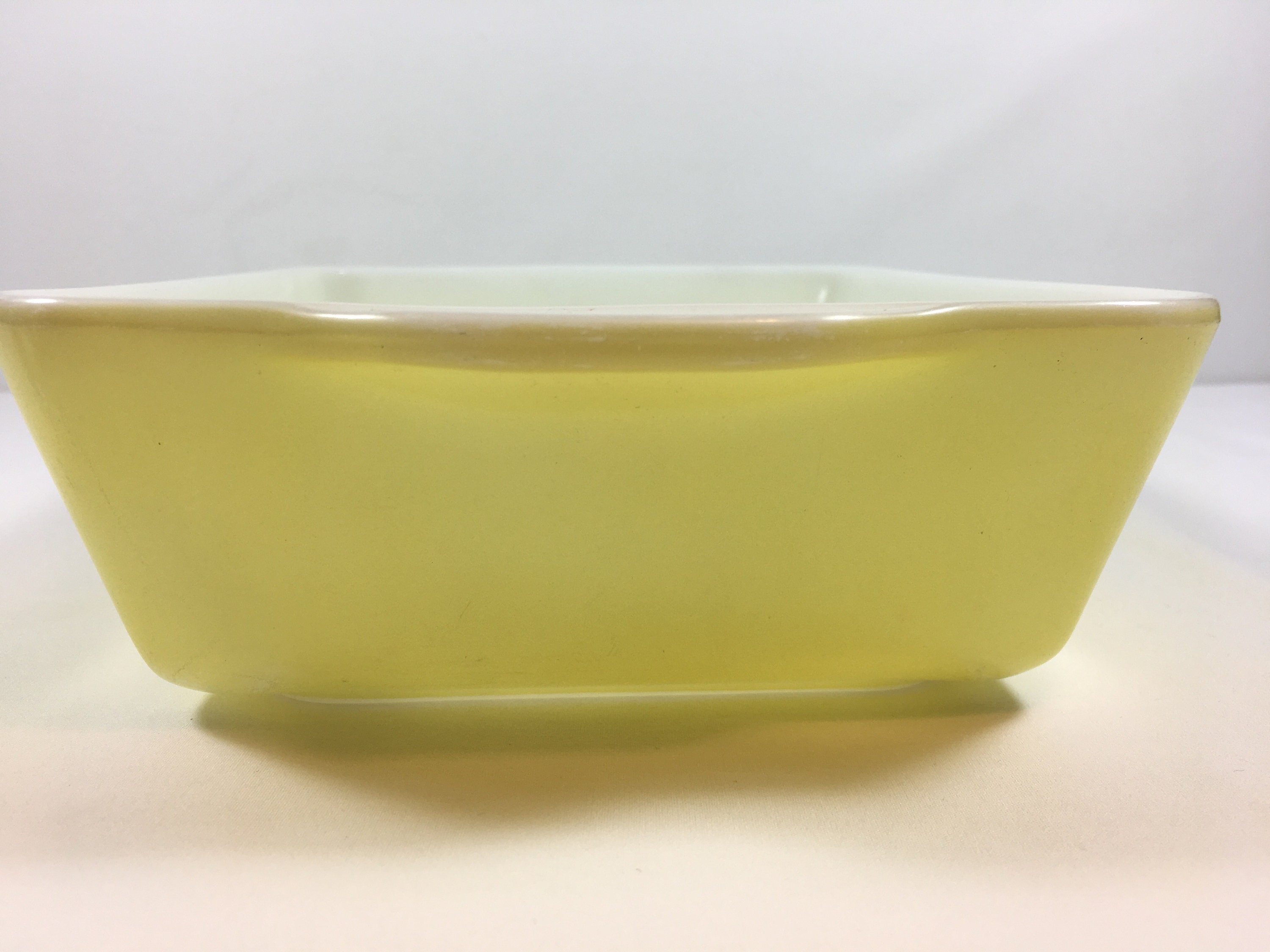 Vintage Pyrex Refrigerator Storage Dishes | Primary Colors | Yellow ...