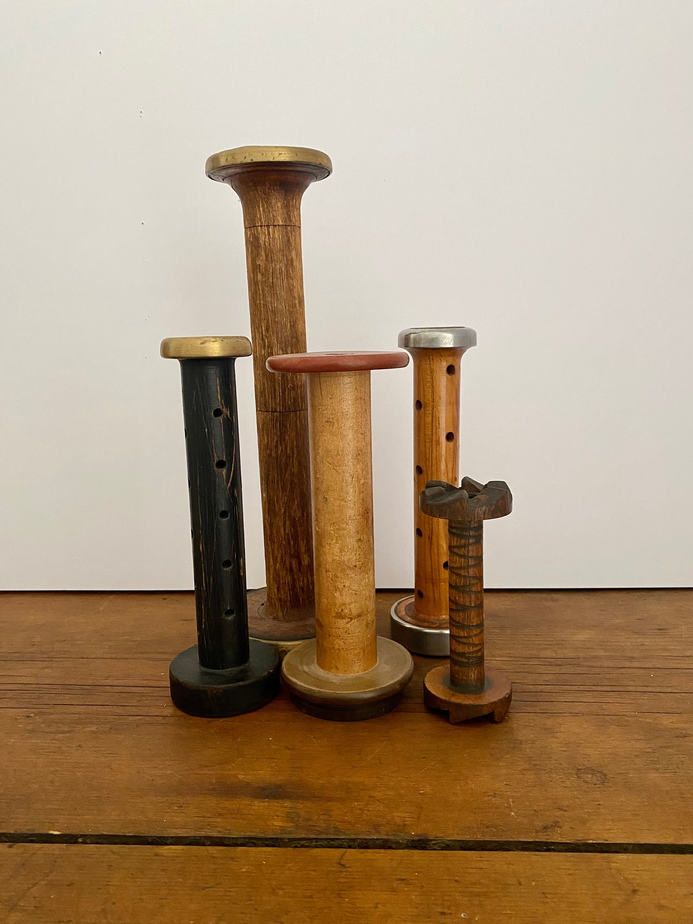 Antique Primitive Wooden Industrial Teal Bobbin Spool Wooden Spool Old ...