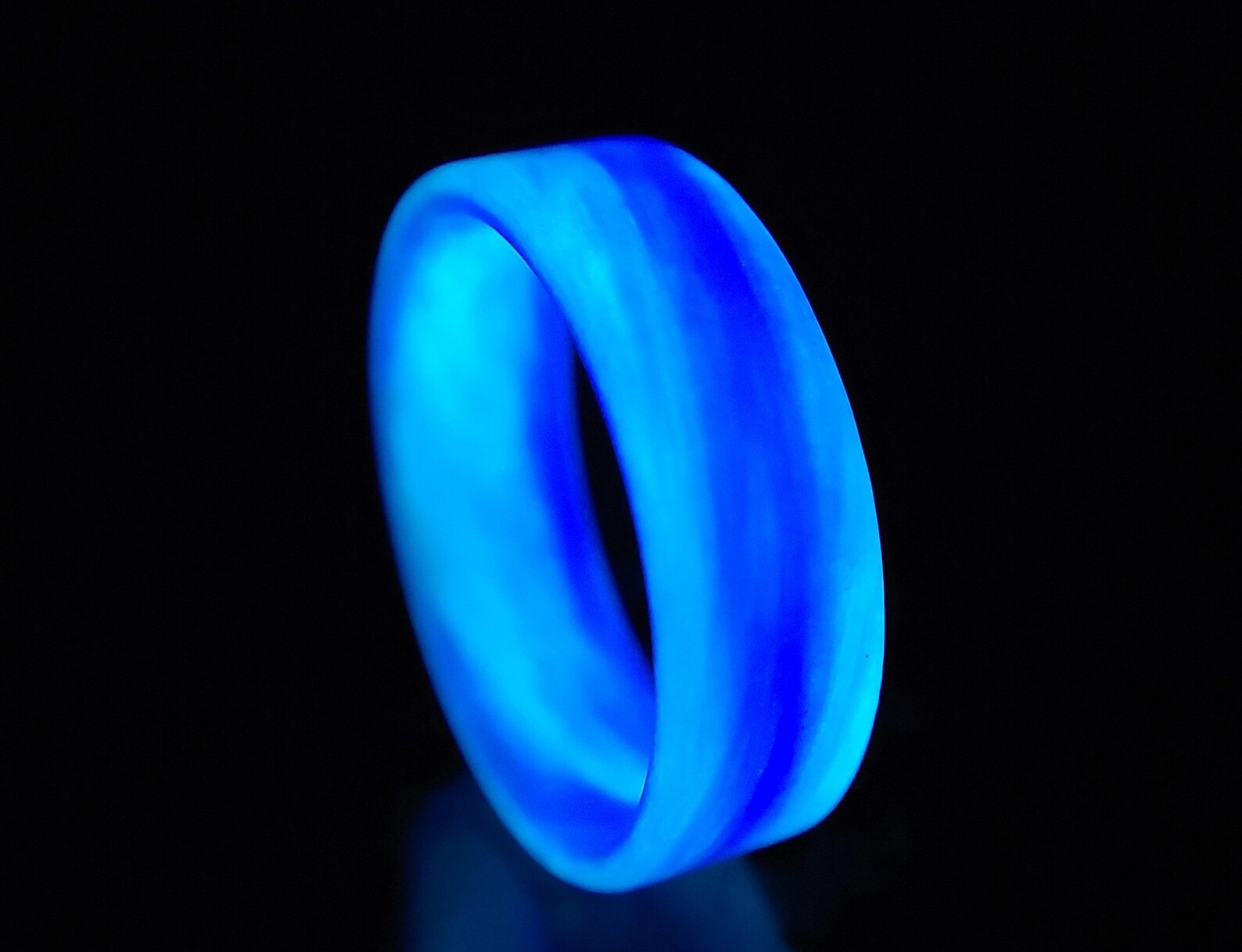 Men's or Women's Purple and Blue Swirl Glow Ring - Etsy