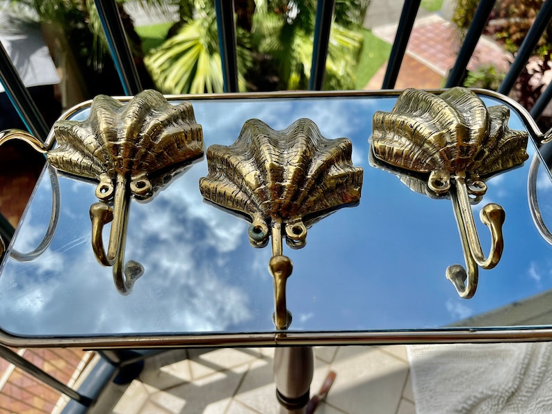 Clam Shell Hooks Brass | Etsy