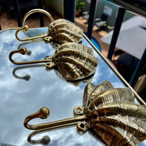 Clam Shell Hooks - Brass - Etsy