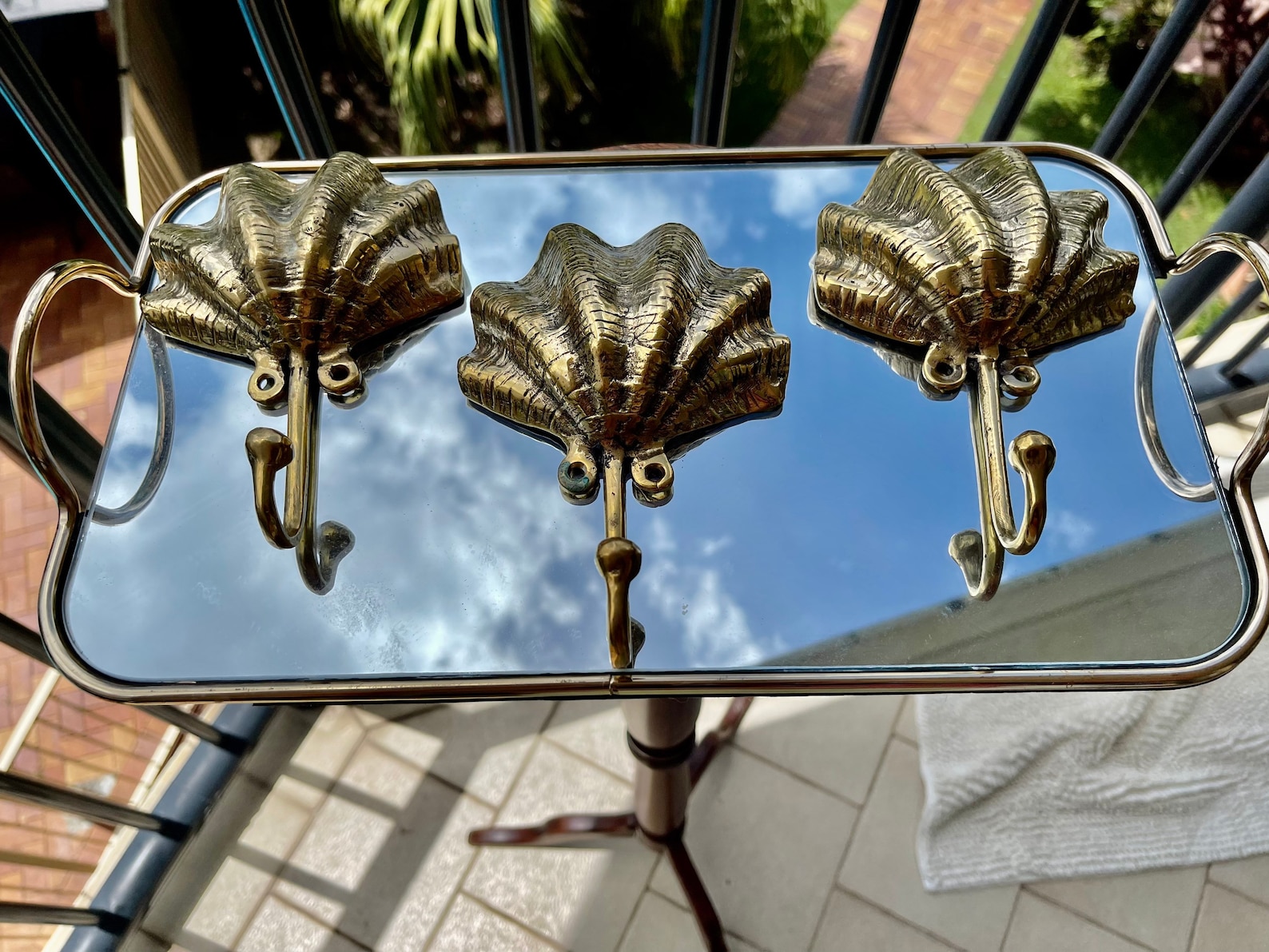 Clam Shell Hooks Brass - Etsy