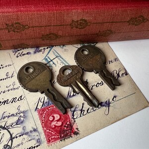 3 Vintage Gumball Vending Machine Keys Mills & Chicago Lock - Etsy