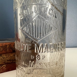 Vintage Citrate Magnesia Glass Apothecary Bottle National Magnesia Co ...