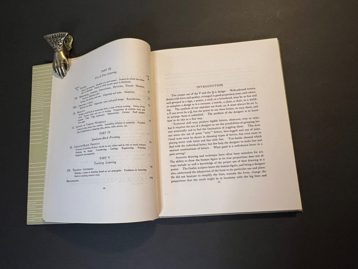 P's and Q's Book 1956 Art of Letter Arrangement by - Etsy