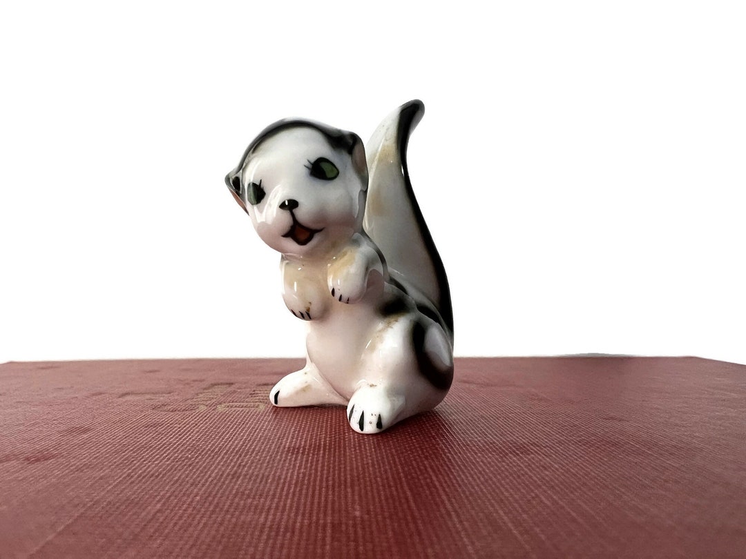 Vintage Spotted Skunk Miniature China Figurine - Etsy