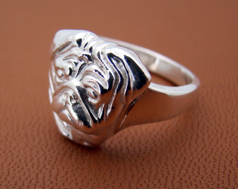 Small Sterling Silver Pug Head Study Ring - Etsy