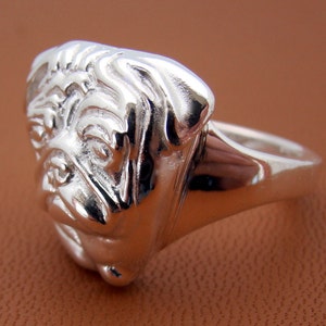 Large Sterling Silver Pug Head Study Ring - Etsy