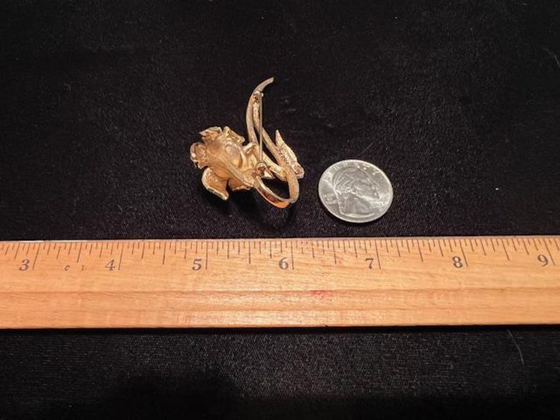 Vintage BOUCHER Design #8372P Lily Flower Cultured Pearl Brooch Pin ...