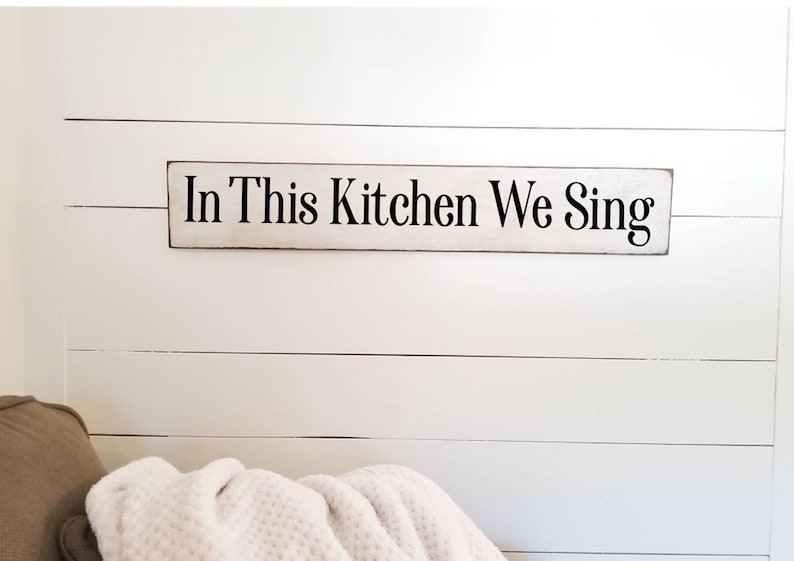 In This Kitchen We Sing Farmhouse Decor Kitchen Sign - Etsy