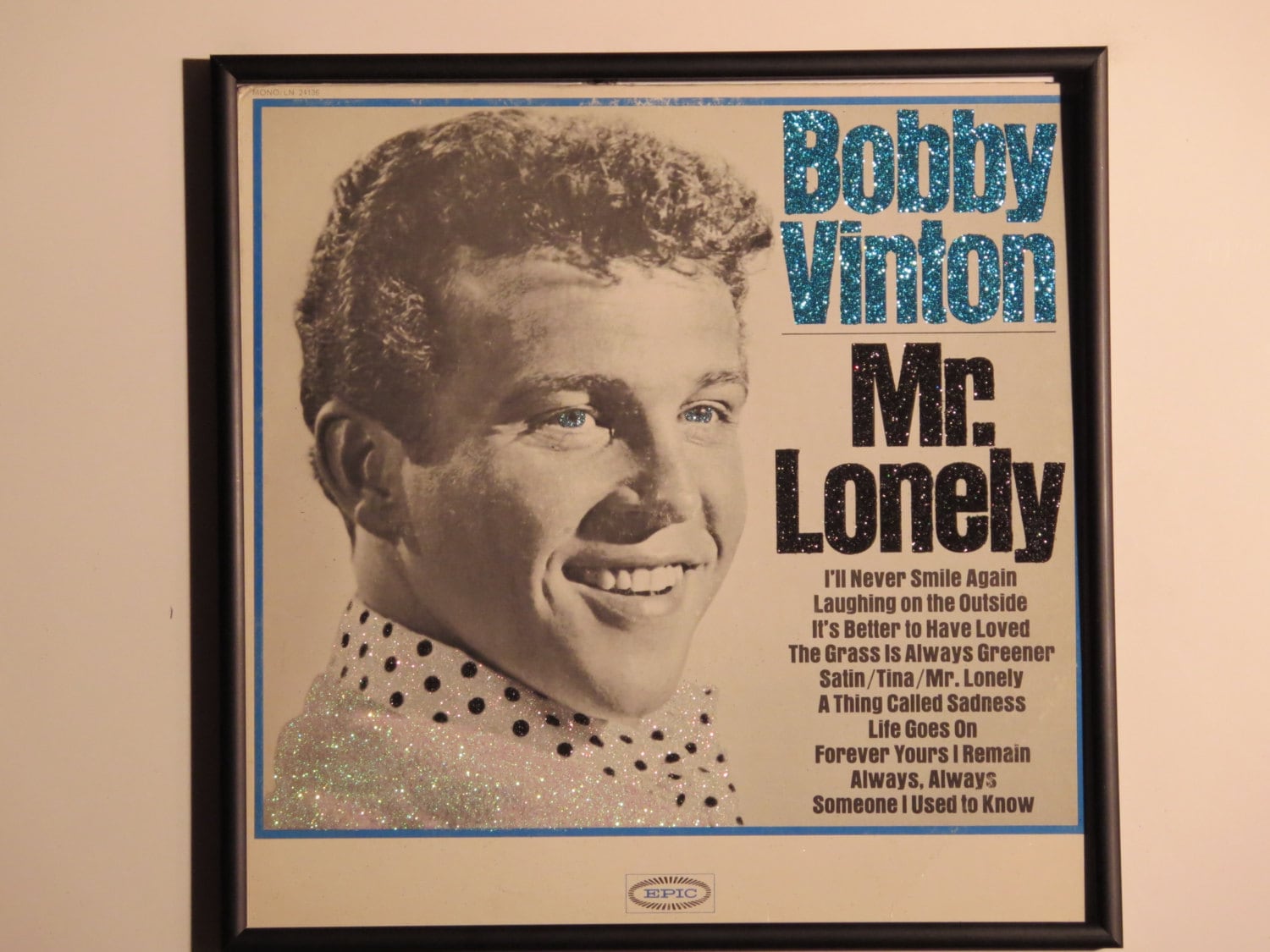 Akon Lonely Album Cover