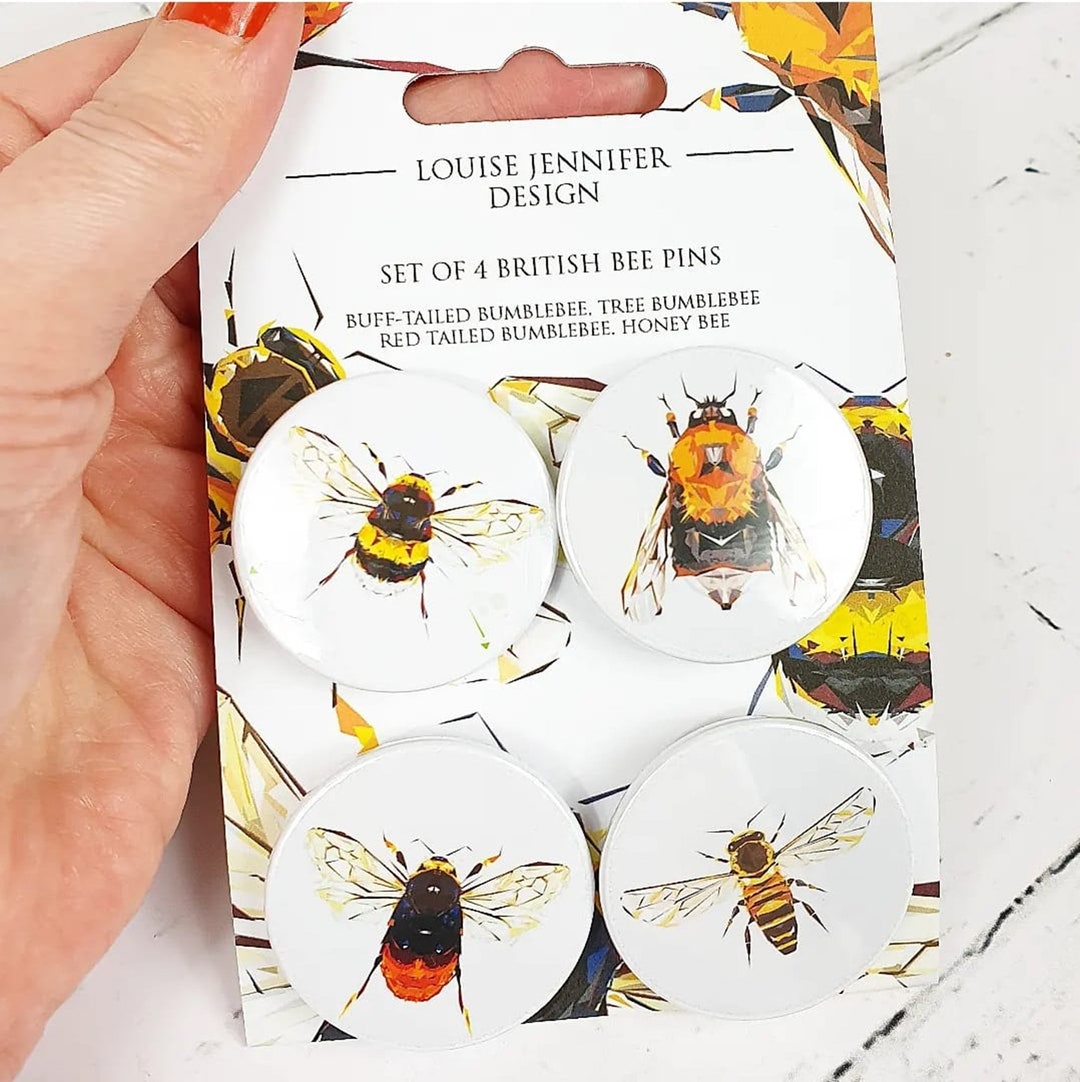 SALE Set of 4 BEES of BRITAIN Pin Badges Garden Bees Botanical British ...