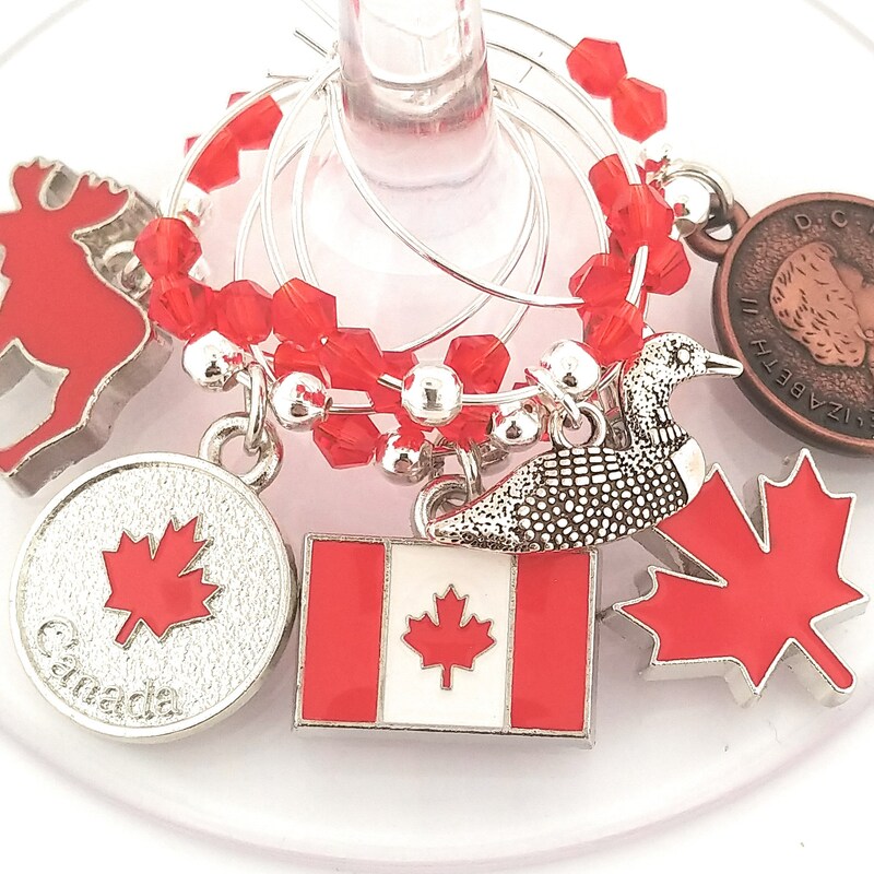 Canadian Gift - 60+ Gift Ideas for 2025