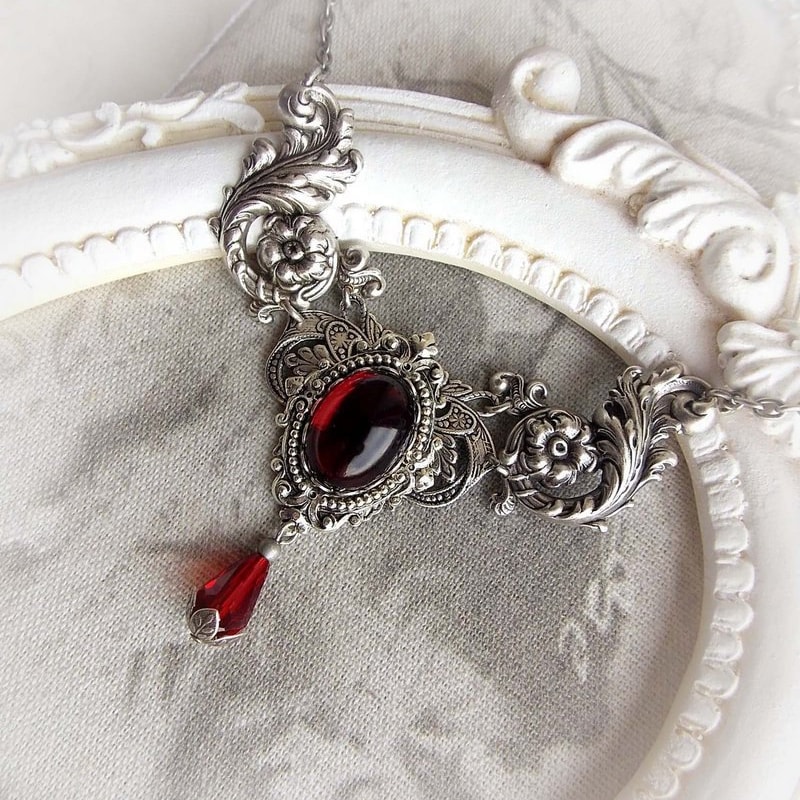 Gothic Necklace - Etsy