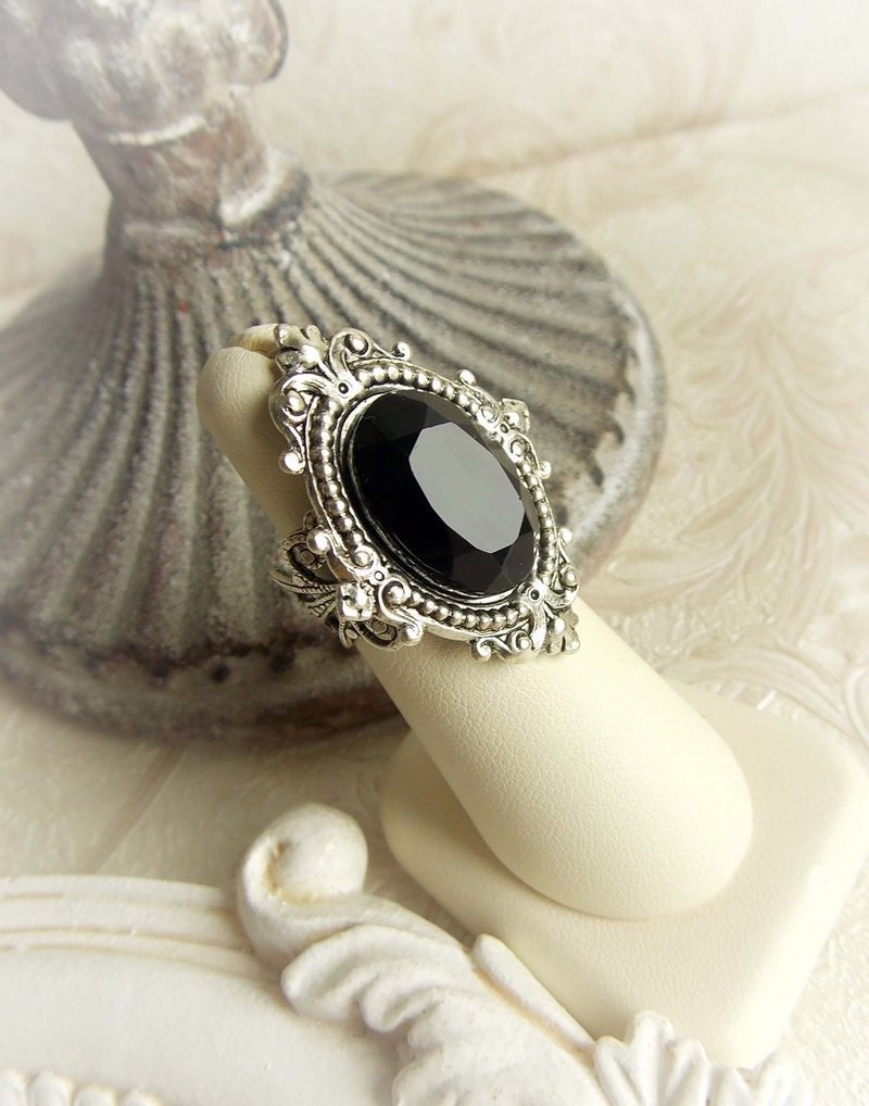 Black Jewel Ring Gothic Victorian Ring Black Crystal Cocktail - Etsy