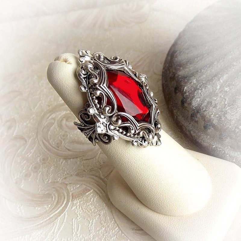 Victorian Ring - Etsy