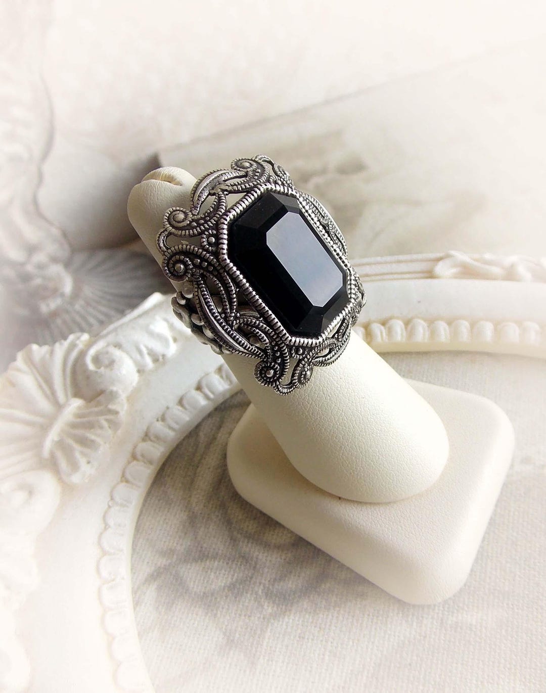 Black Crystal Ring: Ornate Gothic Victorian Statement Jewelry - Etsy