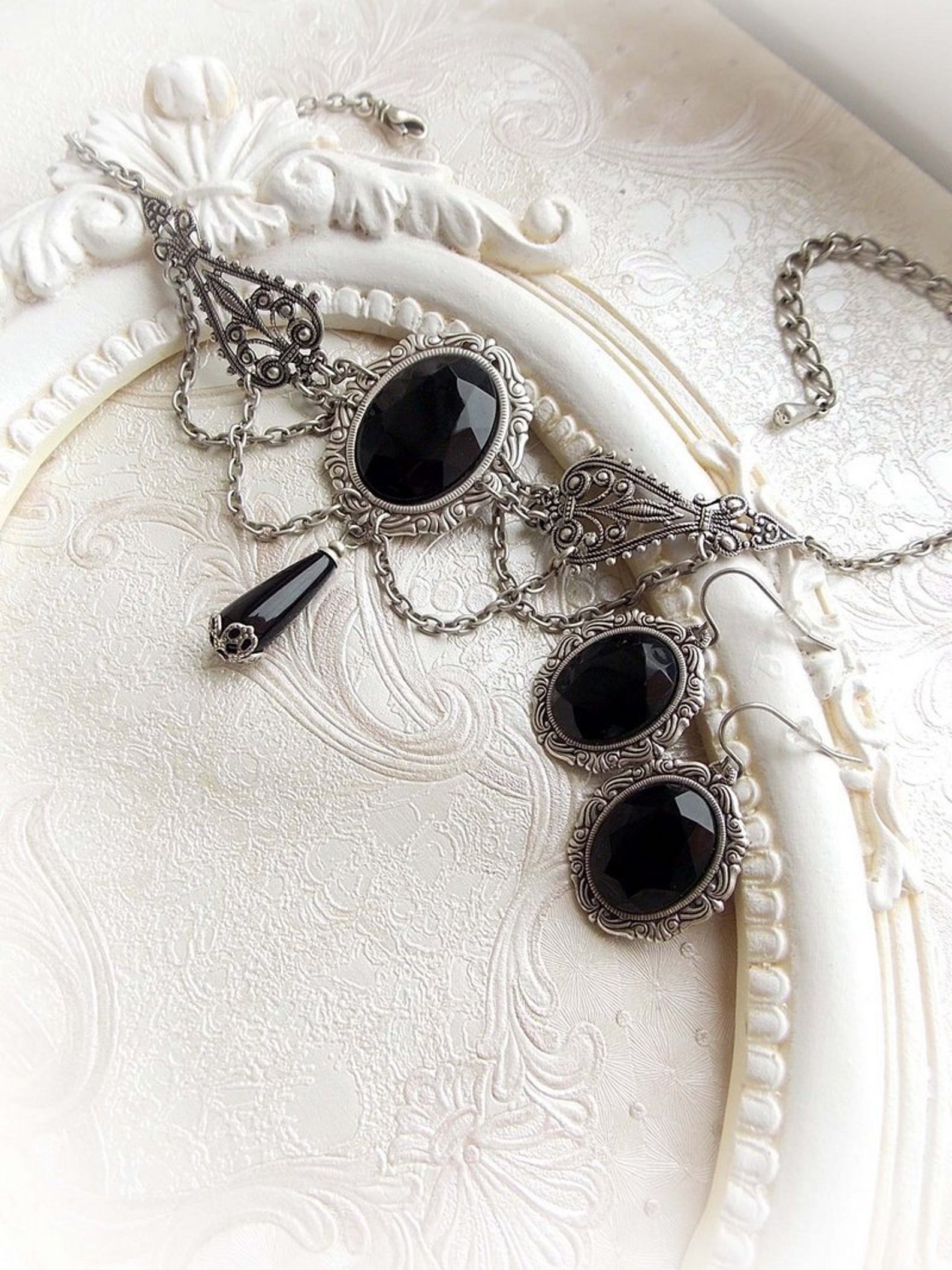 Black gothic jewelry set gothic victorian black crystal bundle | Etsy