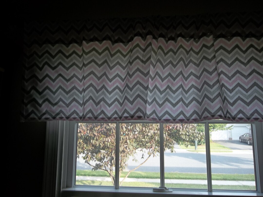 52 X 16 In. Pink, Gray Chevron Valance - Etsy