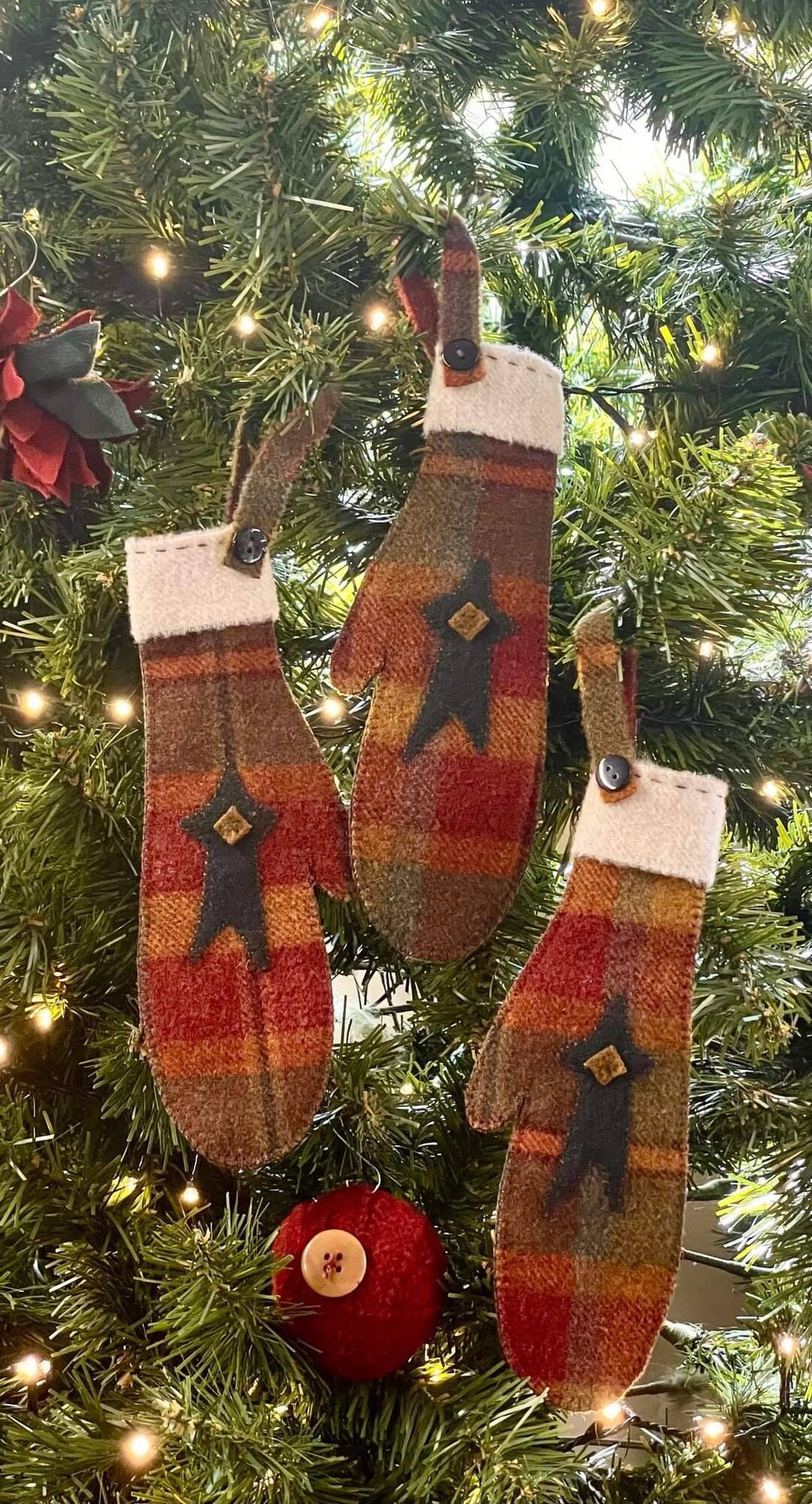 STAR MITTENS Set of 3 Printed Pattern Patchwork Applique - Etsy