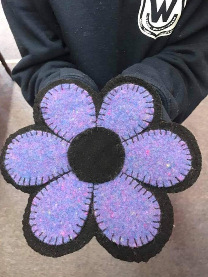 WOOL FLOWER MAT Epattern Download Patchwork Applique - Etsy