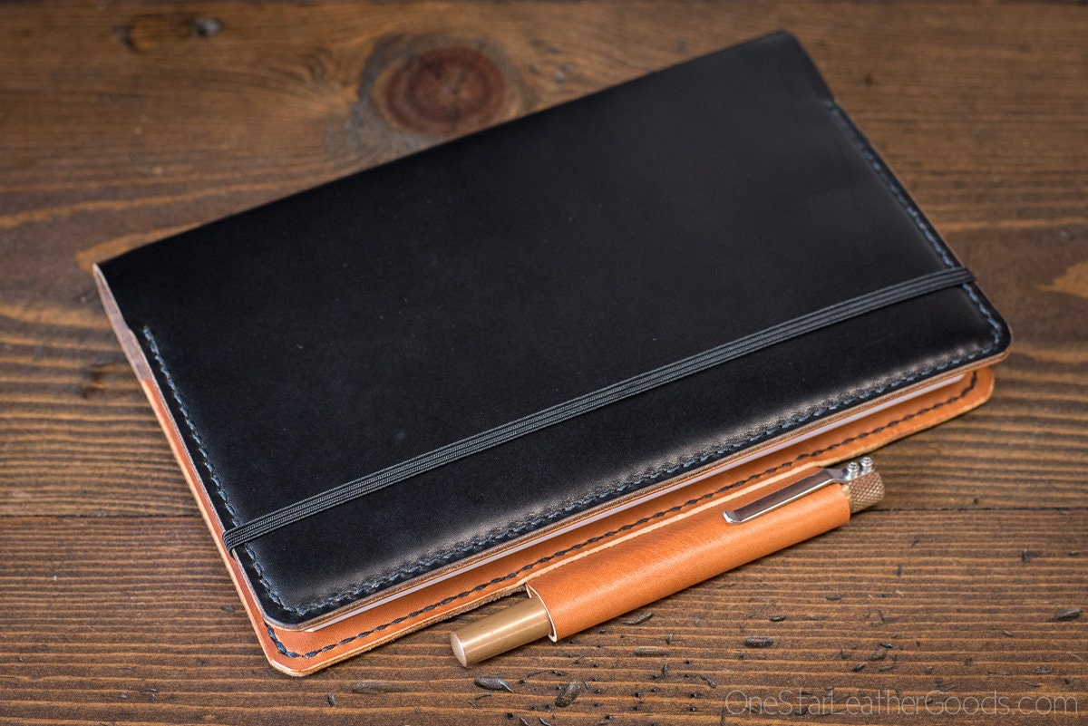 Cover for the Panda Planner Daily Classic - 5.25 x 8.25 - black/tan