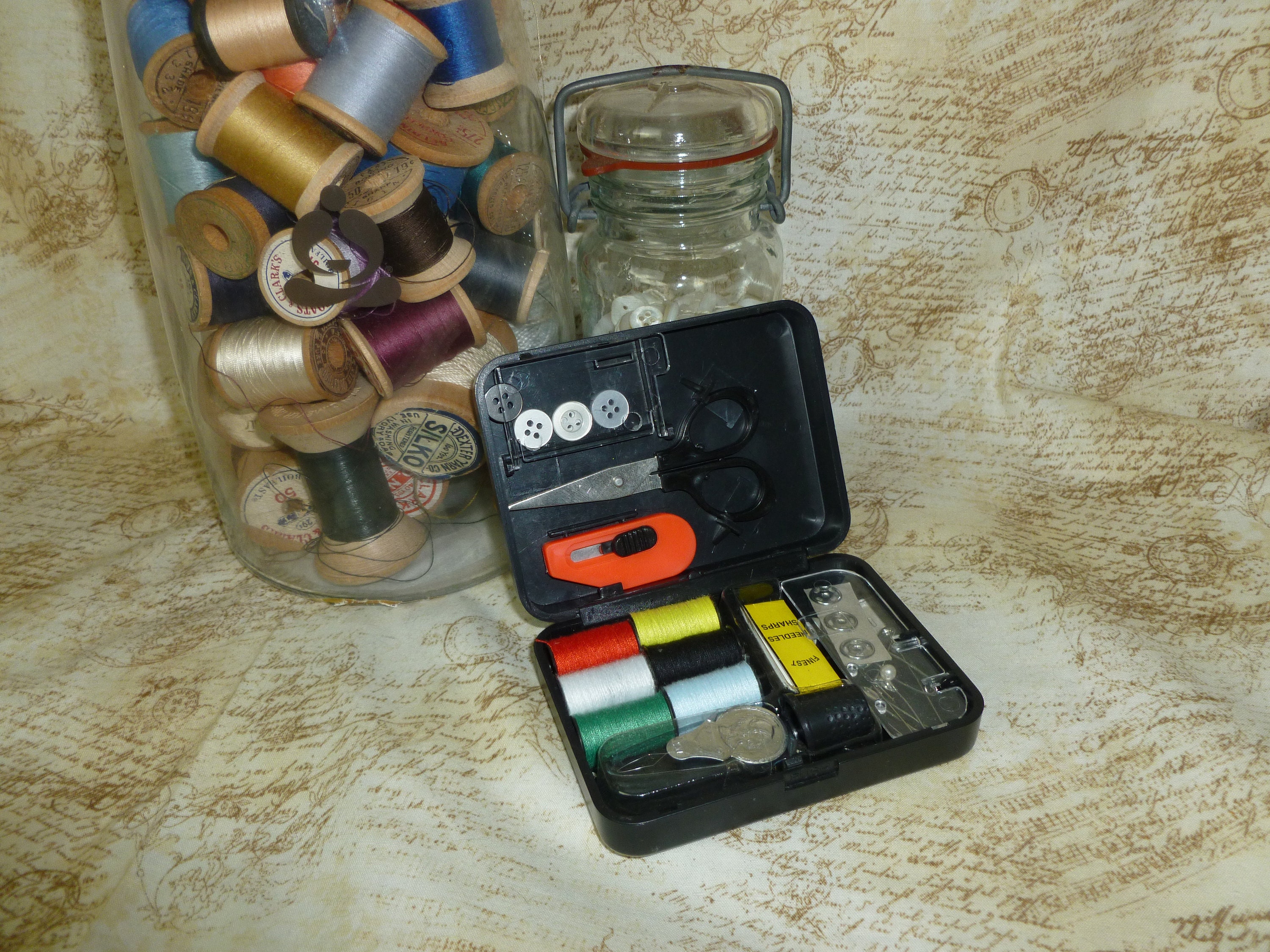 Vintage SINGER Sewing Kit-Complete Travel Sewing Kit-Souvenir | Etsy