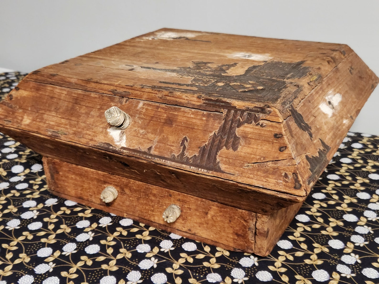 Antique Mid 1800s Sewing Box Primitive Folk Art Wood Basket-box With ...