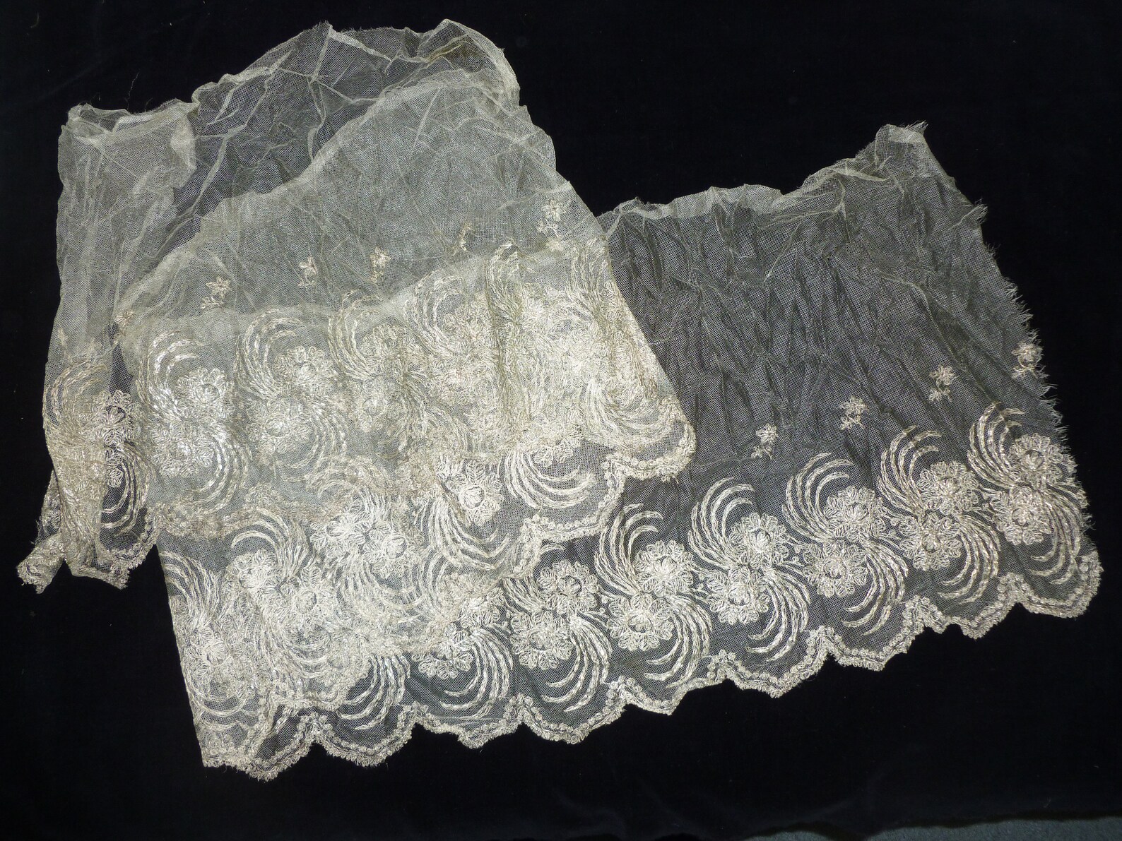 Antique French Embroidered Lace Silver Metallic Flapper Trim Flounce ...