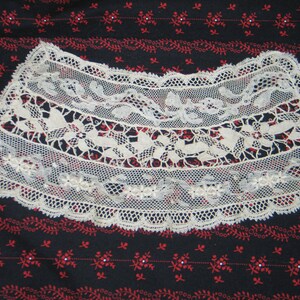 Pair of Antique Victorian Lace Cuffs / Vintage Lace / Point De Venice ...