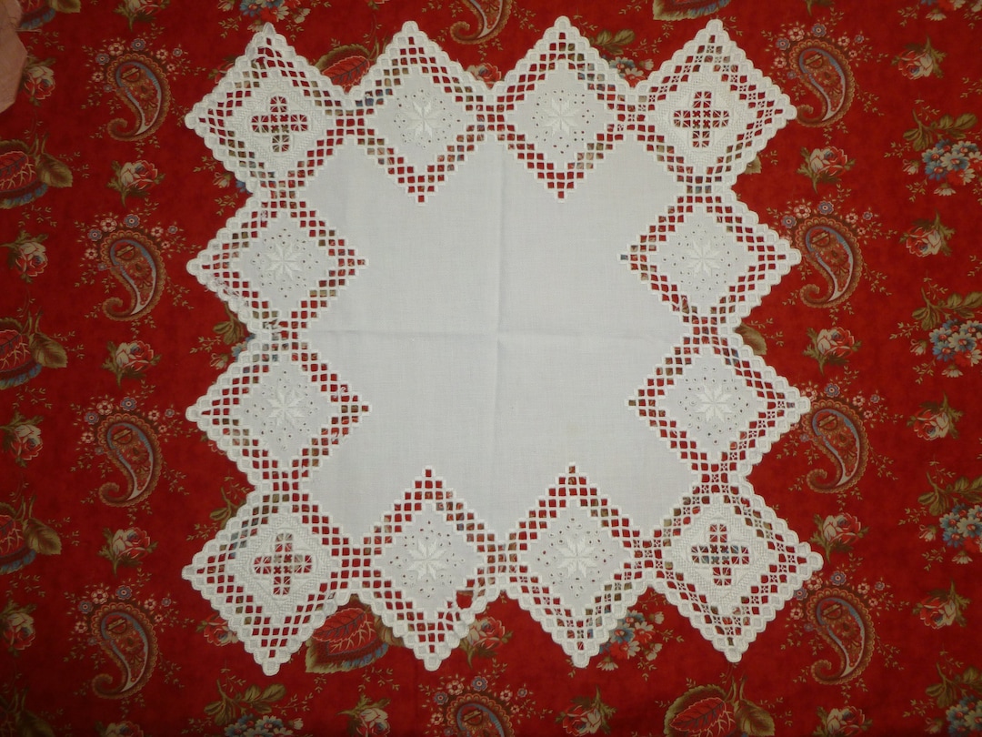 Gorgeous Hardanger Lace-centercloth Antique Vintage NORWEGIAN Hardanger ...