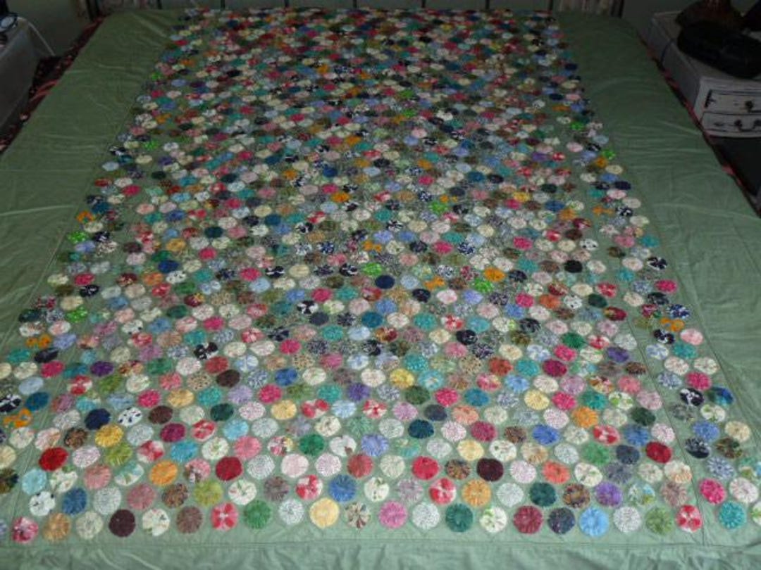 Antique YO-YO Quilt Bedspread Vintage Handmade - Etsy