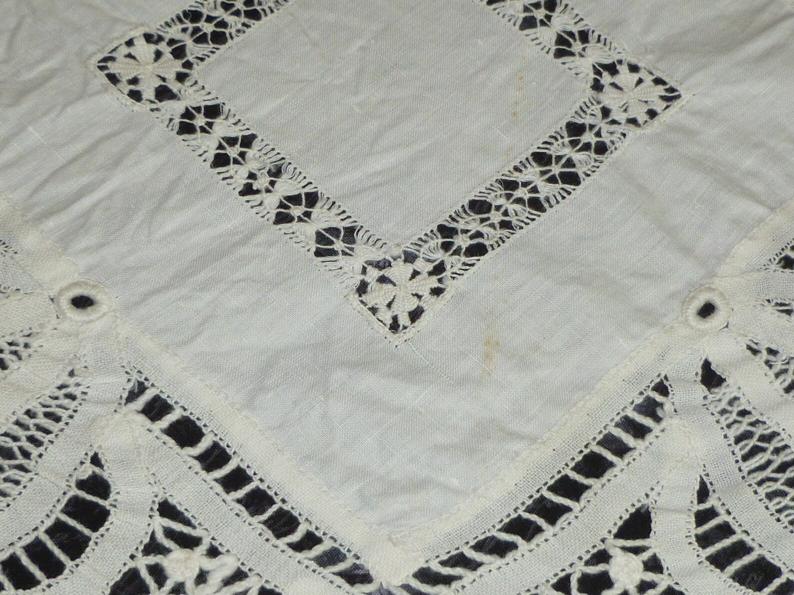 Antique Victorian Table Runner Battenberg Lace Hand Embroidery - Etsy