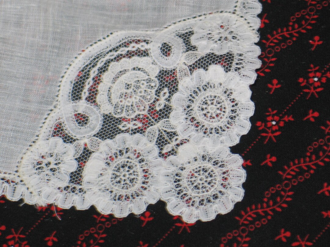 Vintage Princess Lace Handkerchief Hanky~bridal-flowers Nos-deadstock ...