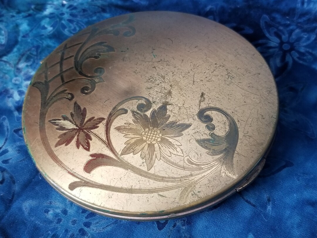 Vintage Elgin American Makeup Compact in Original Case, Etched Floral ...