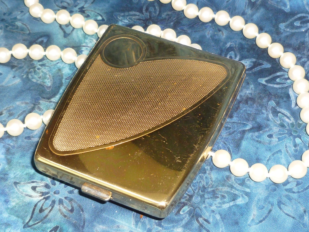 Vintage LOVELITE Lighted Makeup Compact Mid Century Original Case, Gold ...