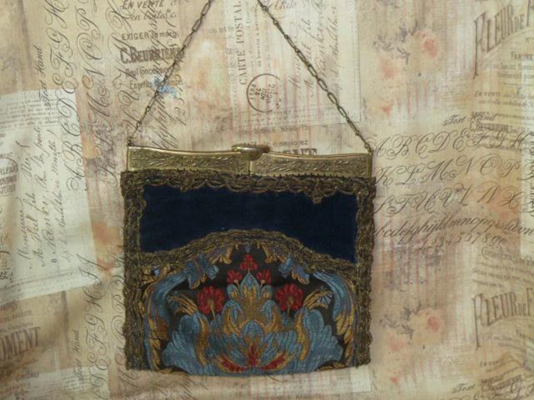 ANTIQUE Tapestry Purse-early 1900s Art Nouveau Purse-stage Photo Prop ...