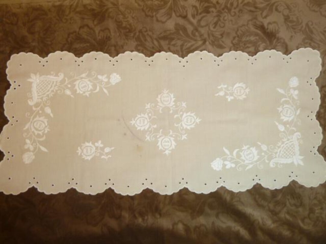 Antique Table Runner Hand Embroidery Tablerunner Dresser Scarf - Etsy