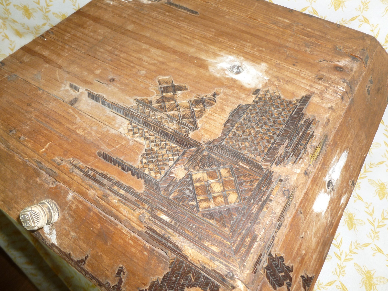 Antique Mid 1800s Sewing Box Primitive Folk Art Wood Basket-box With ...