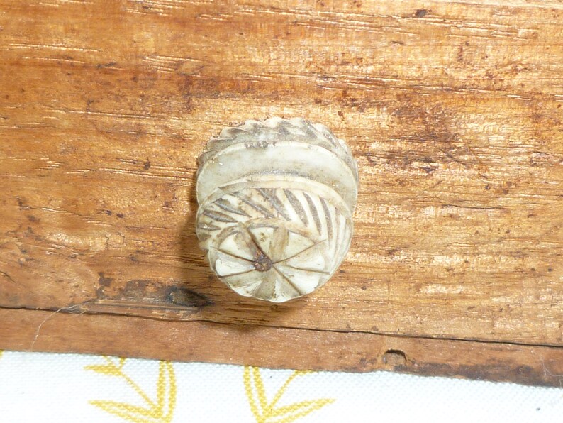 Antique Mid 1800s Sewing Box Primitive Folk Art Wood Basket-box With ...