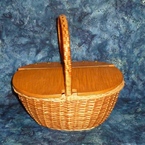 Antique Knitting Basket - Etsy