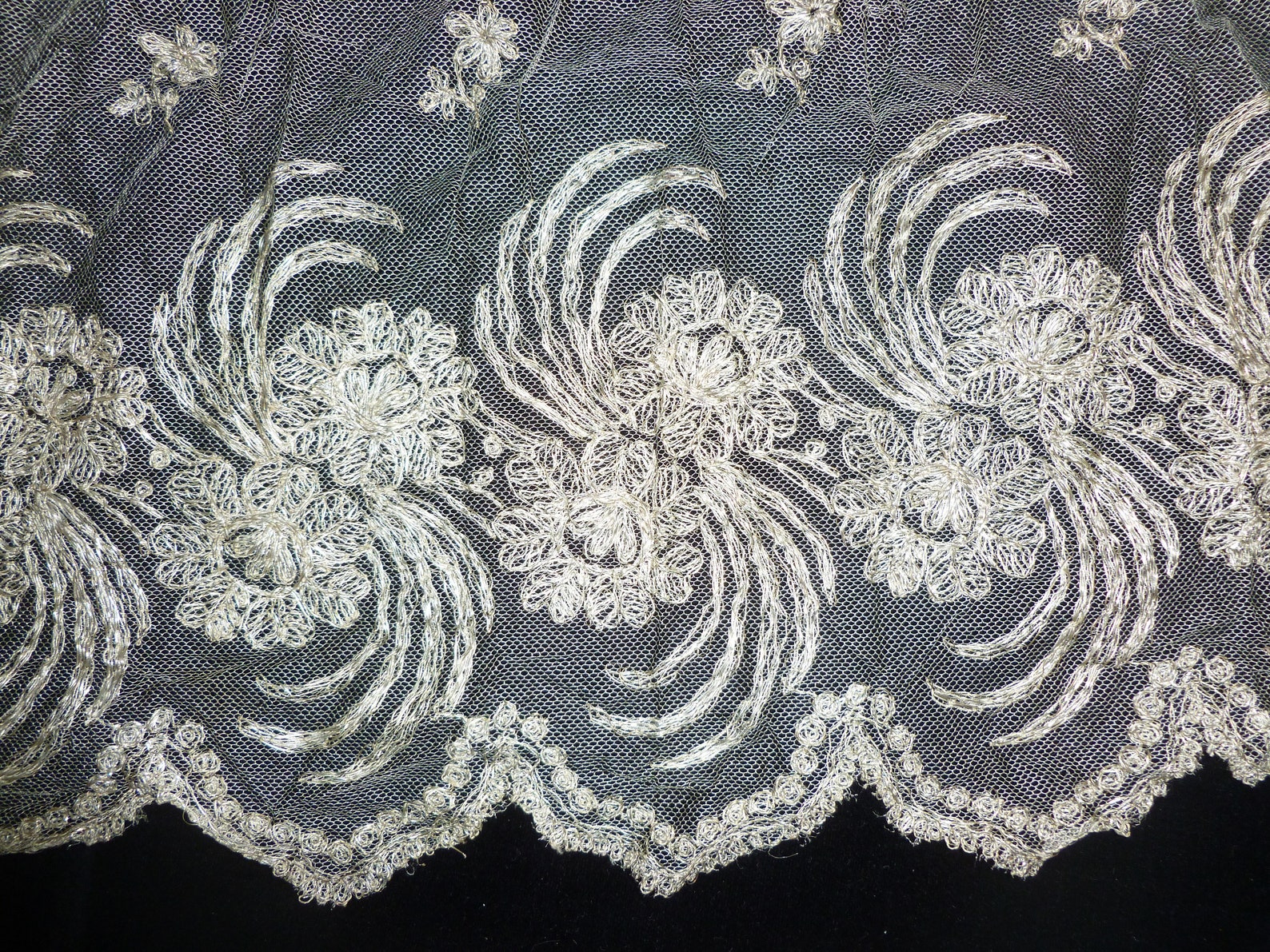 Antique French Embroidered Lace Silver Metallic Flapper Trim Flounce ...