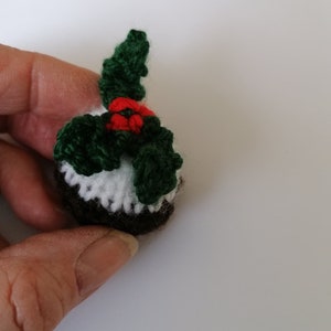 Plum-pudding Mrs Claus Knitting Pattern - Etsy