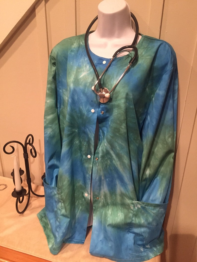 Nurse's Scrub Top, Scrub Jacket, Medical Jacket, Vet Scrub Top ...