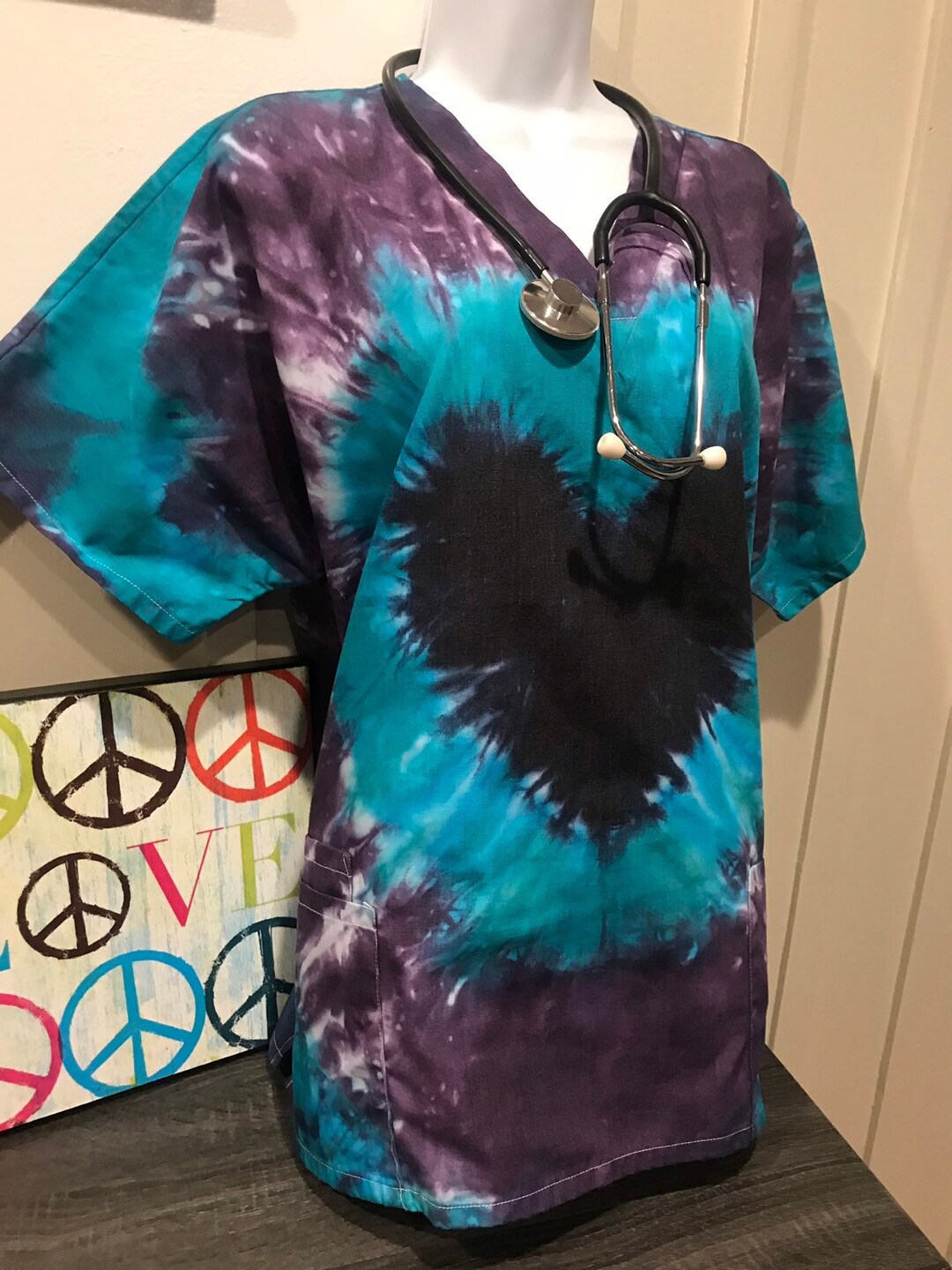 Heart Scrub Top, Women's Top, Medical Scrubs, RN Scrubs, Vet Tech Scrub ...